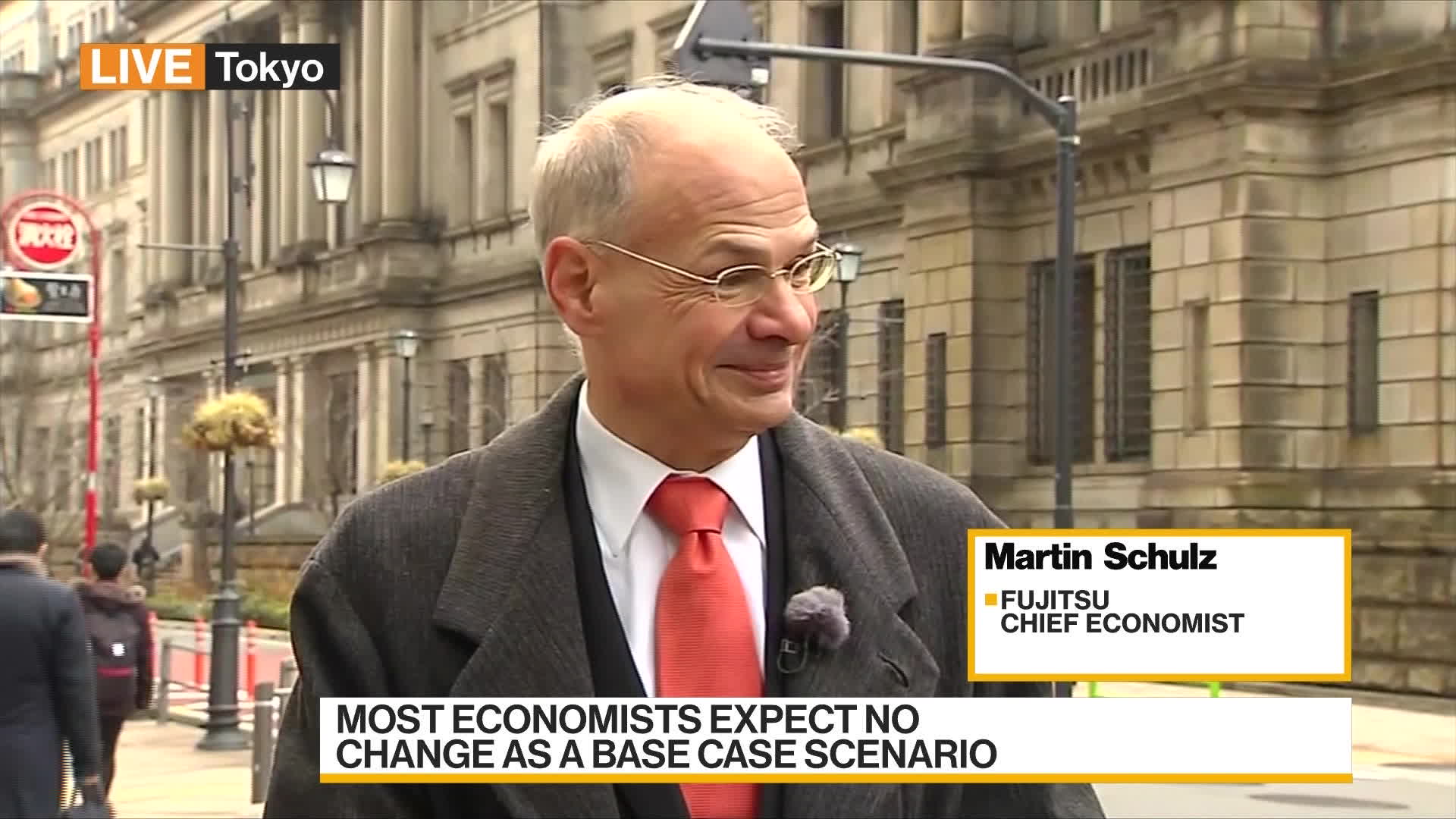 Watch Fujitsu's Schulz on BOJ Policy, Economy - Bloomberg