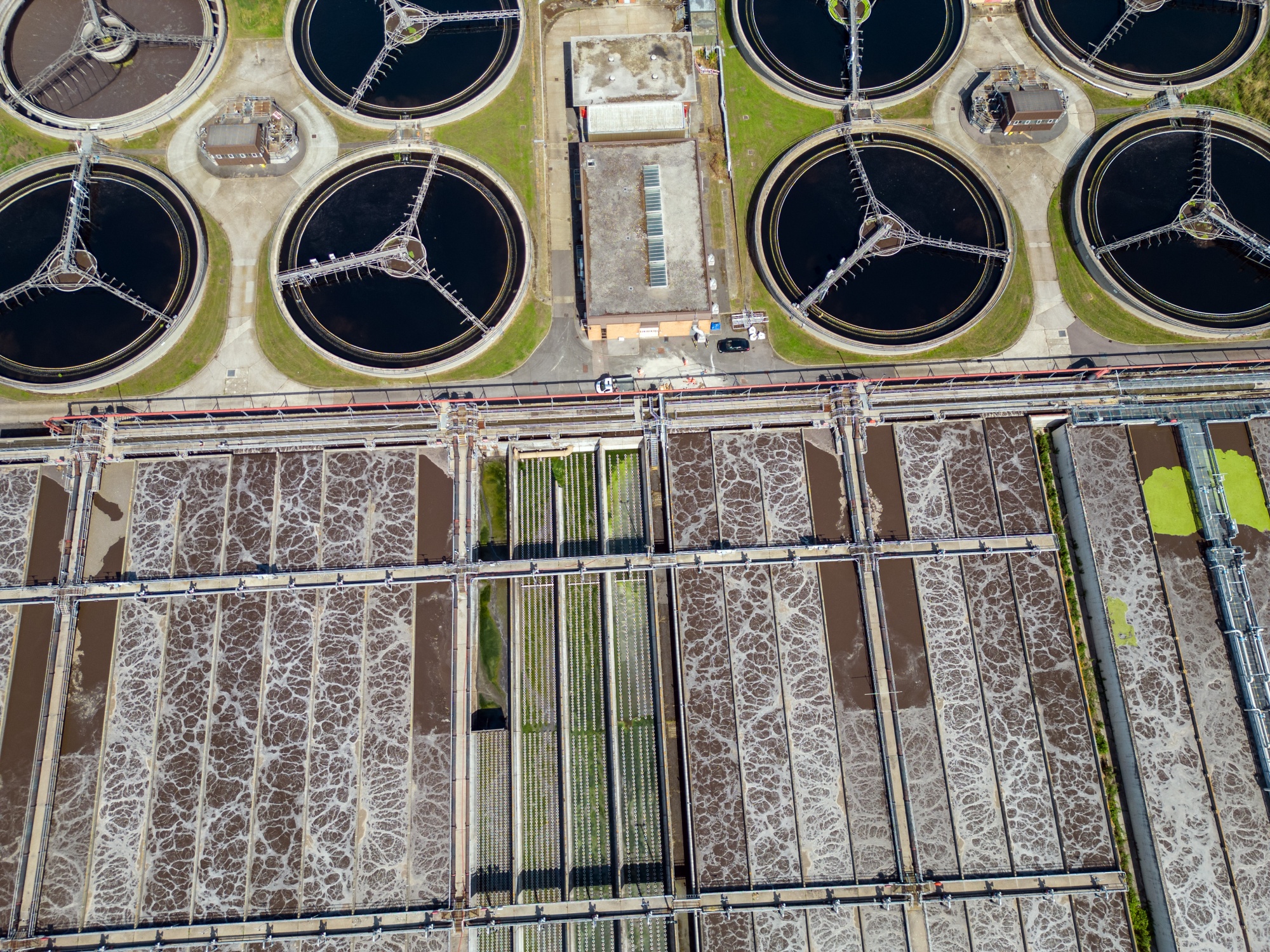 First UK Water Company in Bond Market Since Kemble Default - Bloomberg