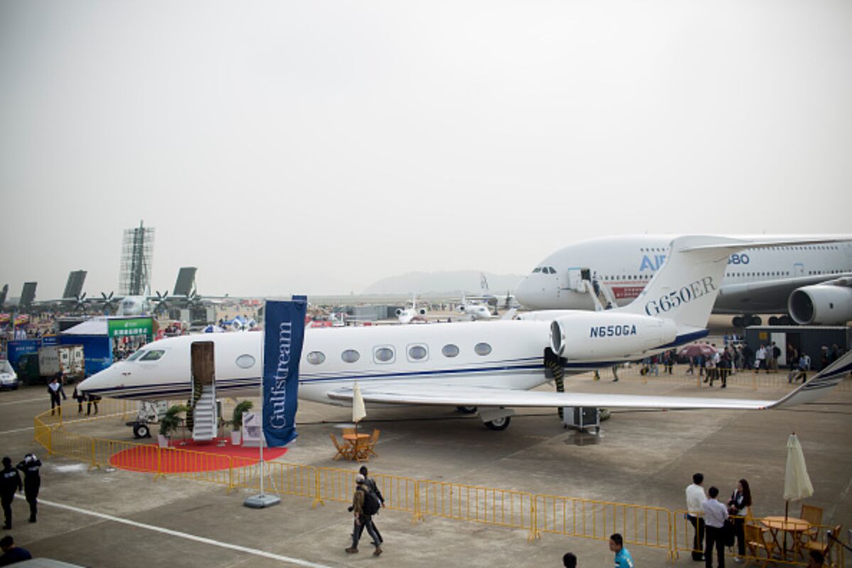 Billionaires Aren't Spending Enough on Private Jets - Bloomberg