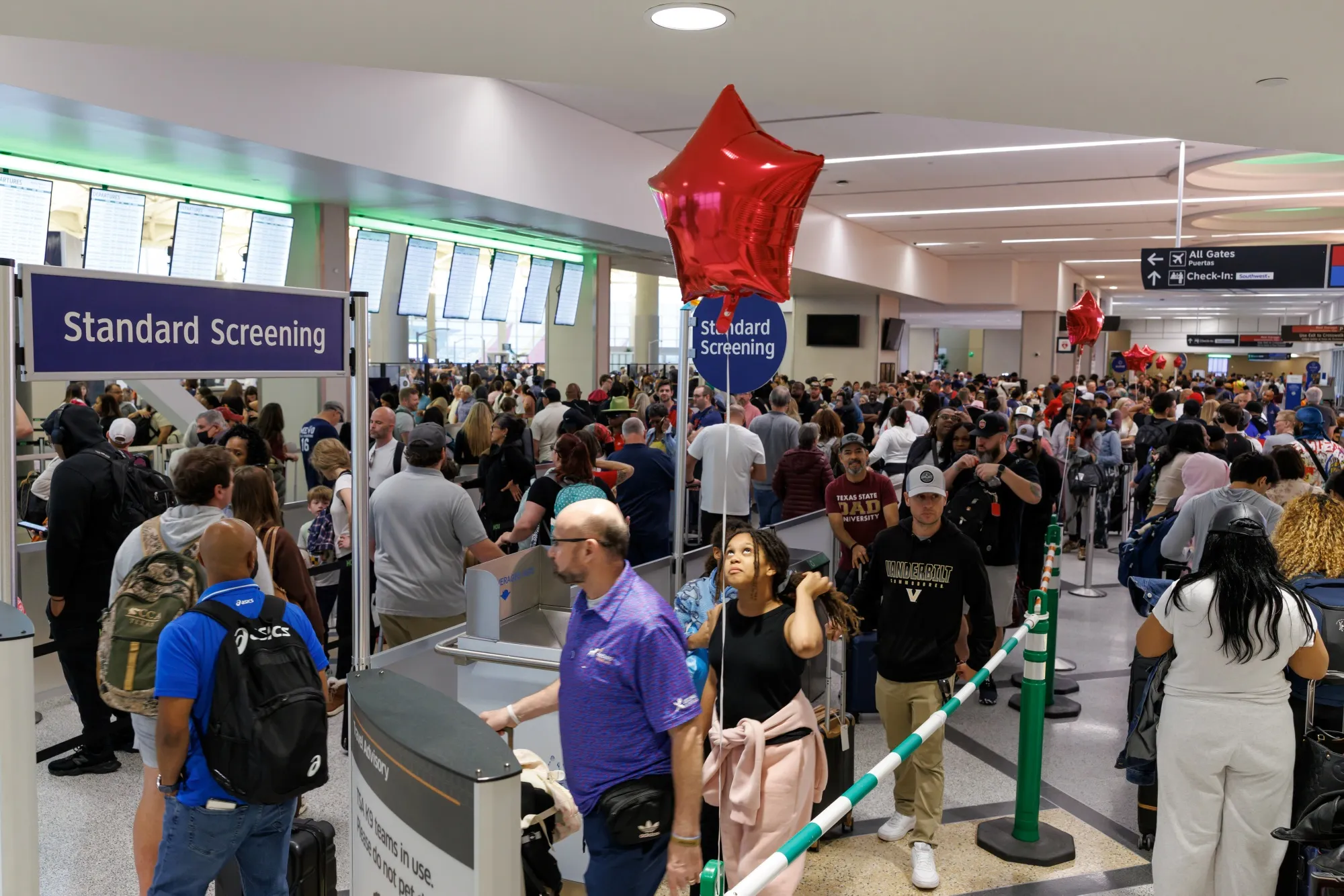 US Airport Security Lines Grow as TSA Agents to Miss First Full ...