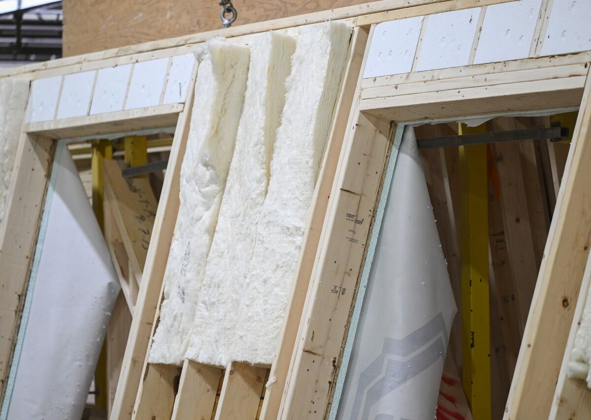 UK Insulation Schemes Left Most Homes With Faulty External Work - Bloomberg