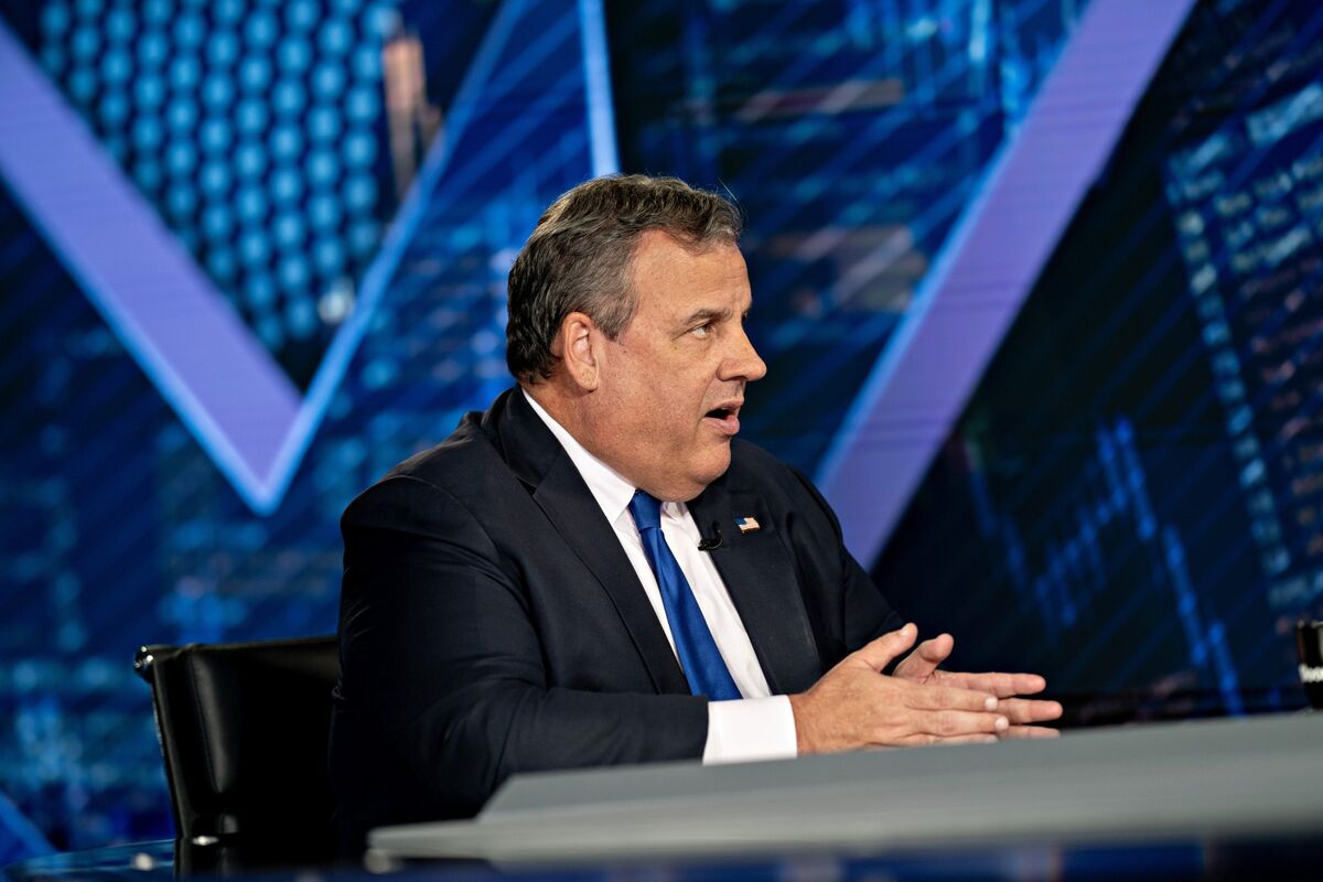 2024 Republican Chris Christie Could Keep Fed Chief Powell, He Says ...