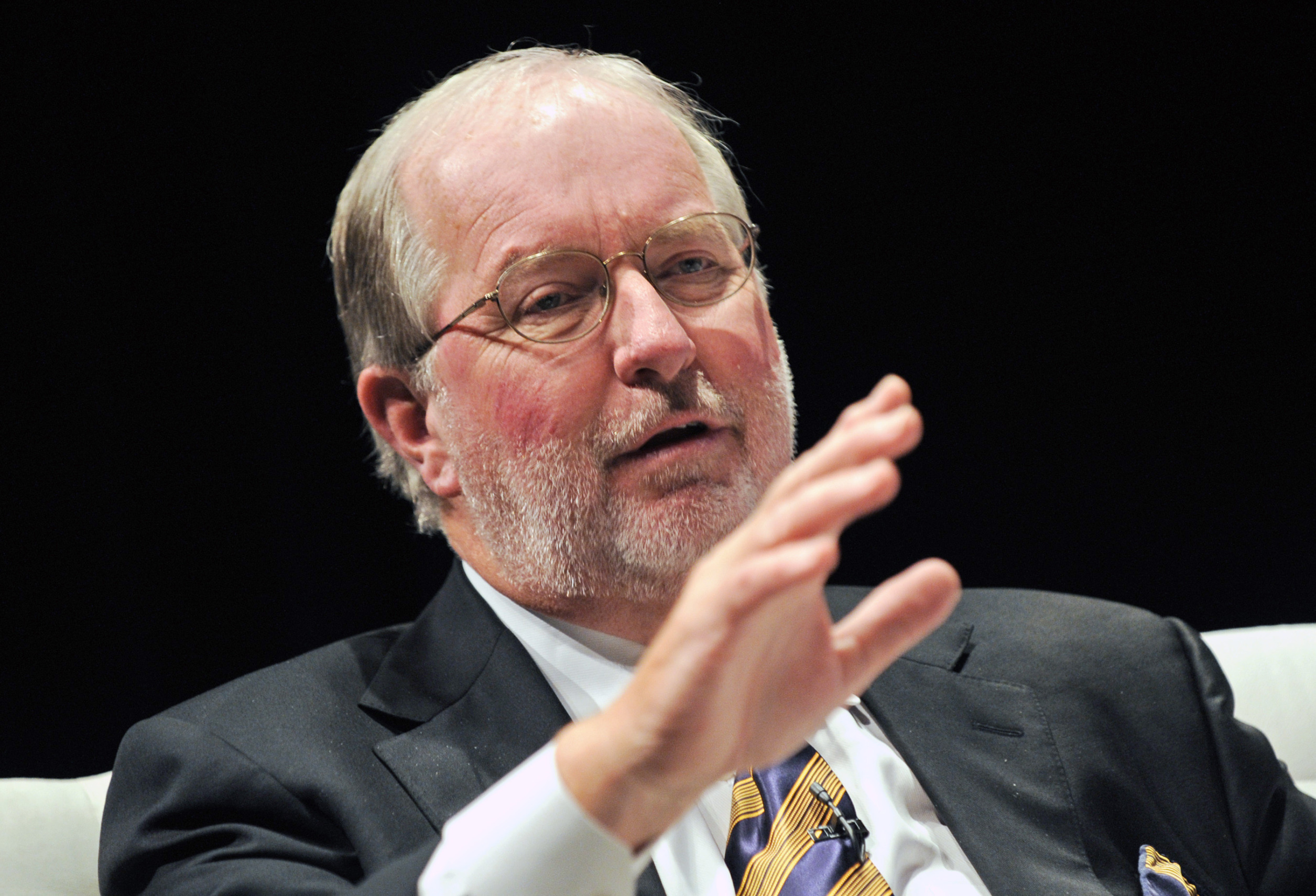 Stocks Risk Falling Another 10% as Rates Rise, Dennis Gartman Says ...