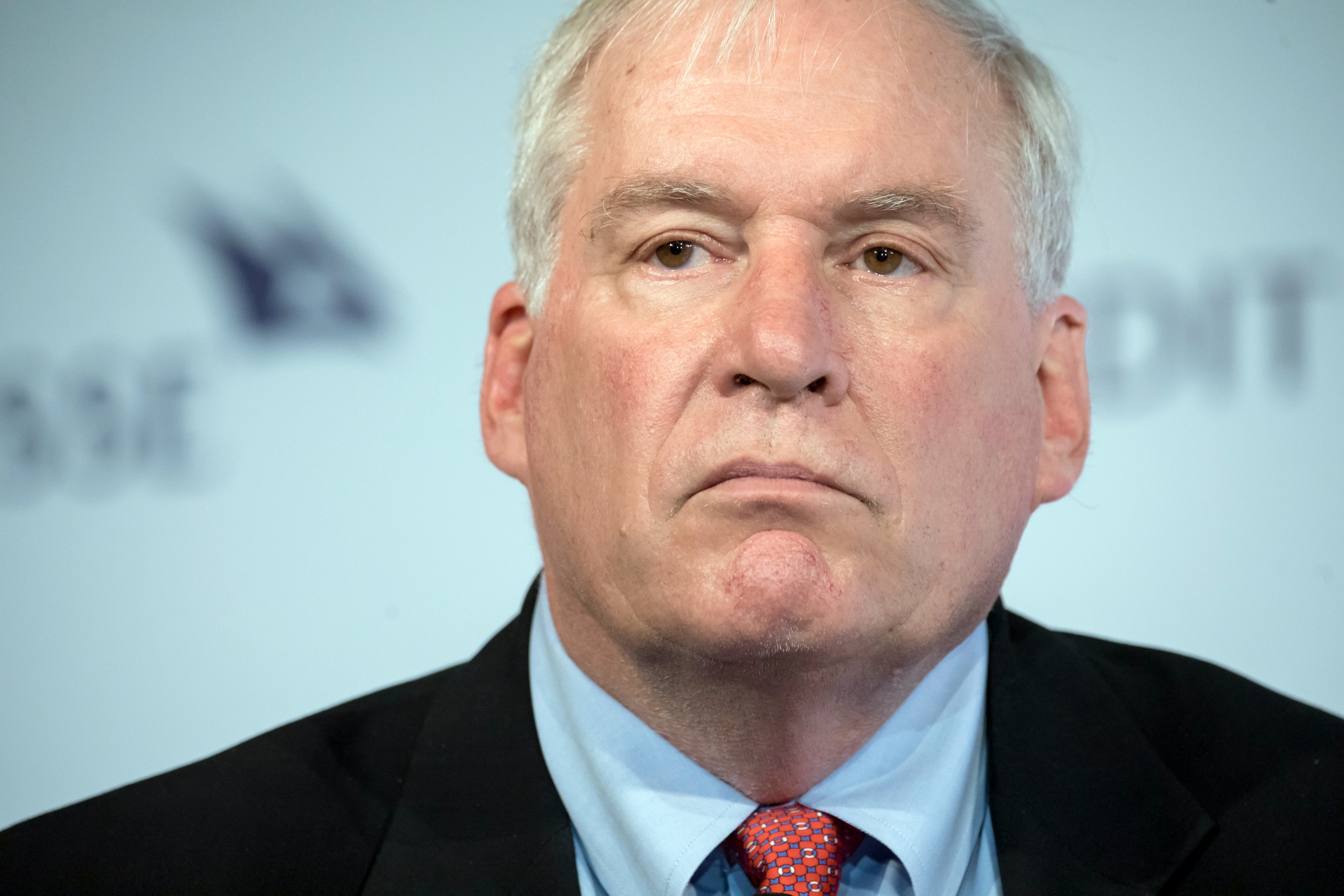 Boston Fed's Rosengren Warns of Slower Growth But Strong Consumer ...