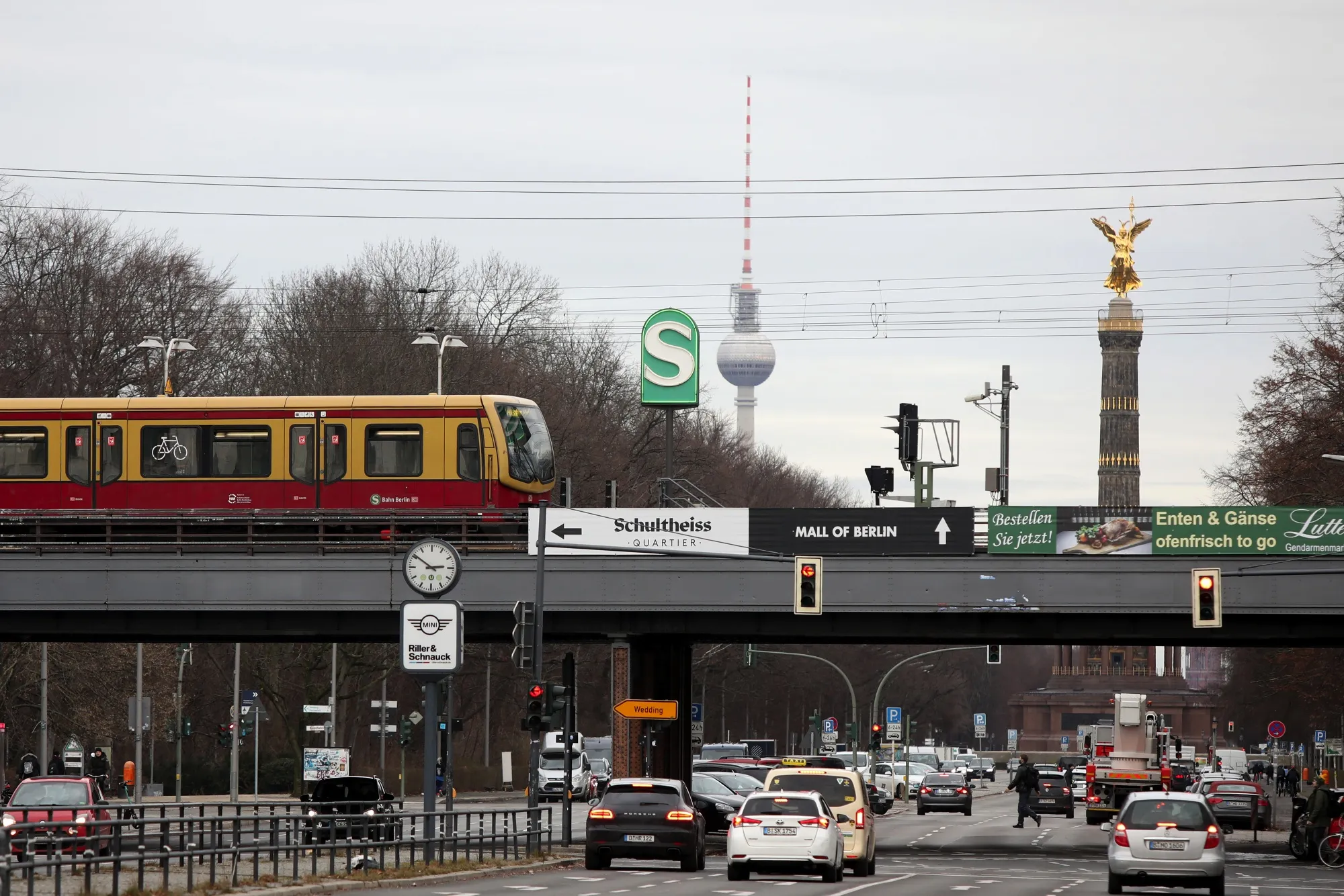 ‘Way Clear’ for Cheap Public Travel in Germany, Minister Says - Bloomberg