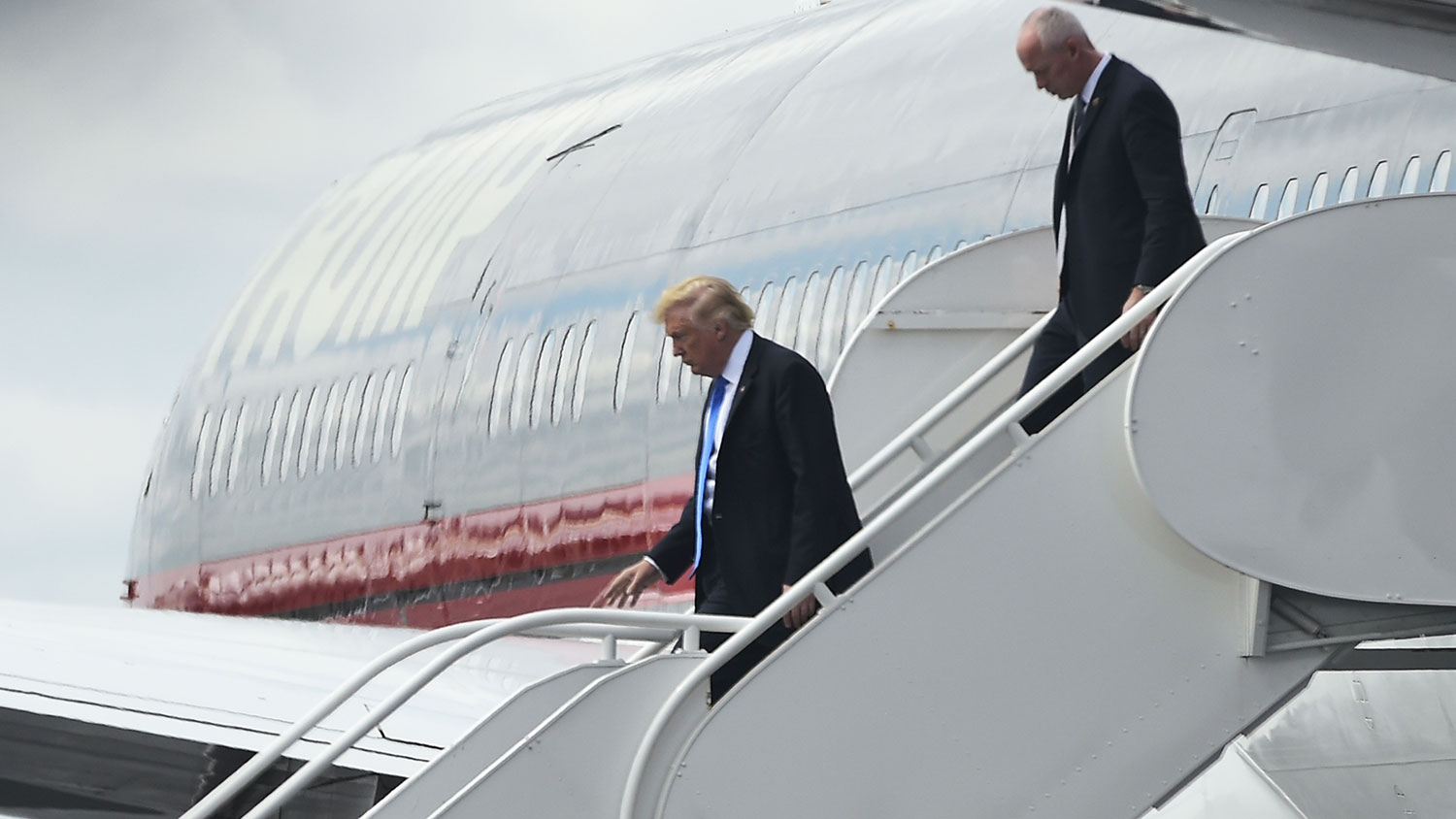 Reid Says Trump Used Charity as ‘Personal ATM,’ Citing Reports - Bloomberg