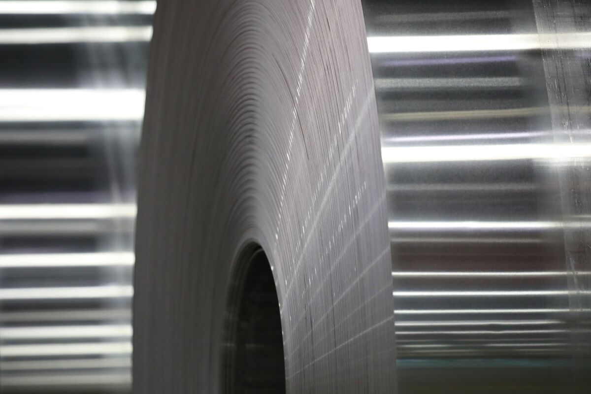 Alcoa (AA) Stock Drops as Shipments Seen Stagnating on Shaky Demand ...
