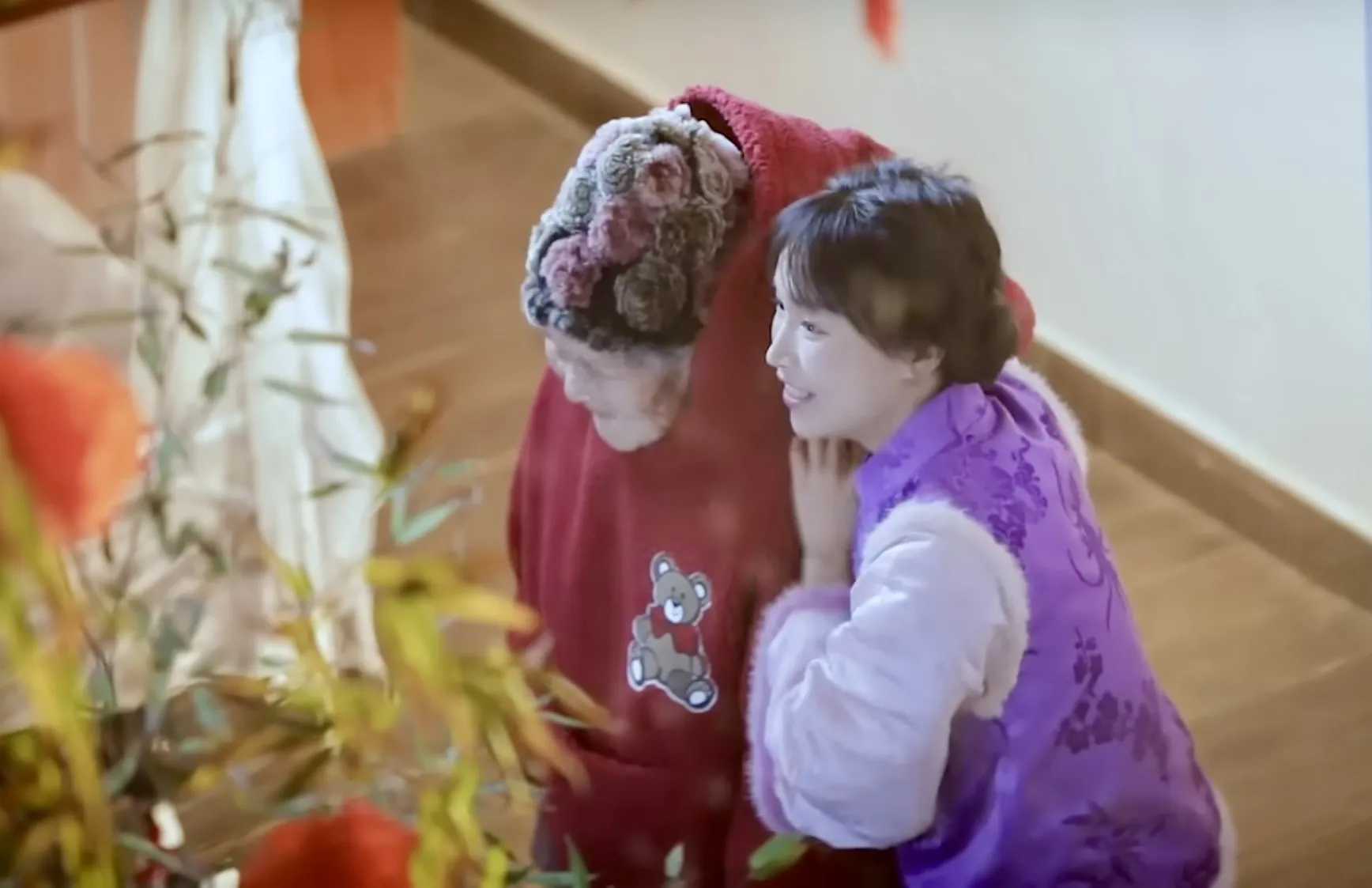 Chinese Influencer Li Ziqi Is Staging a YouTube Comeback - Bloomberg