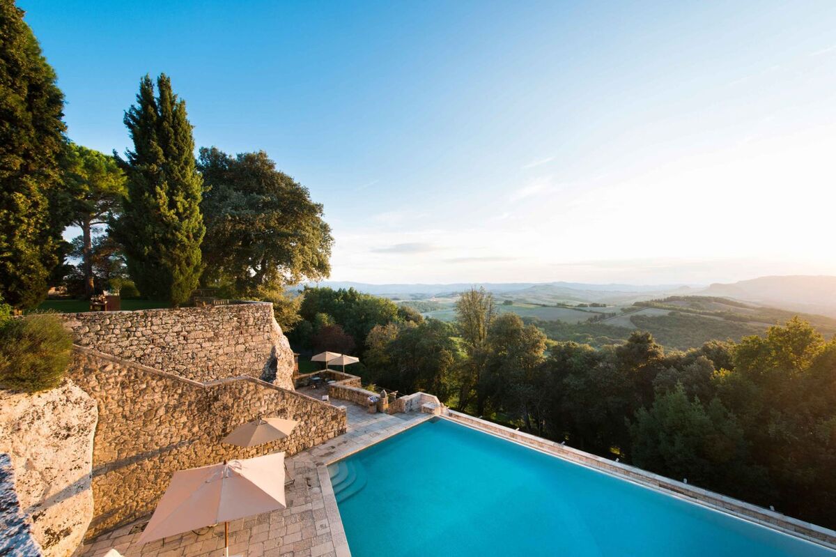 Mr. & Mrs. Smith Want You to Stay at the Best Luxury Hotels - Bloomberg