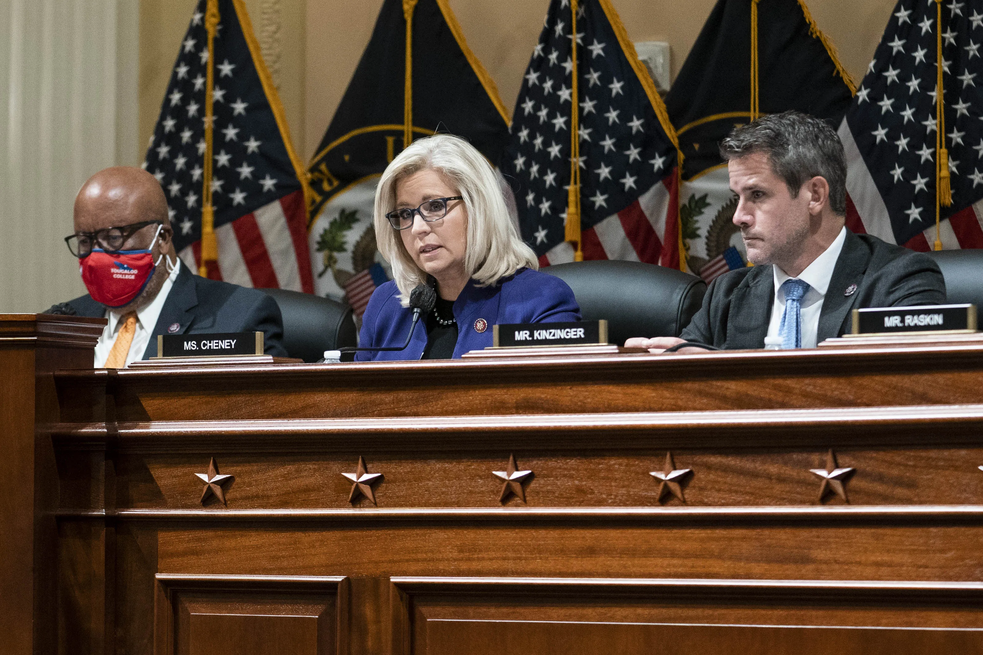GOP Panel Approves Resolution Censuring Cheney and Kinzinger - Bloomberg
